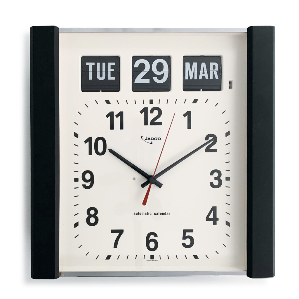 Woodgrain Automatic Calendar Clock | Jadco Time