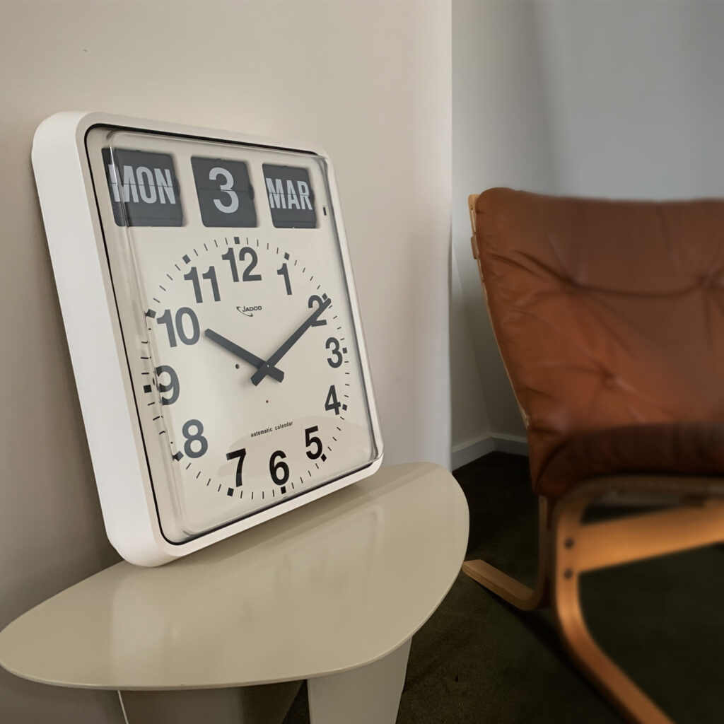 Giant Analogue Calendar Clock | Jadco Time